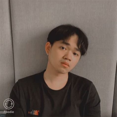 各位有遇過 超級堅持主見的客戶嗎 完全不聽設計師的建議那種 這樣請我來要幹嘛 設計日常