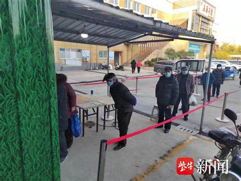 抗原送上门！苏州望亭鹤溪社区党员自发组织“暖心小分队”老人徐小娟服务