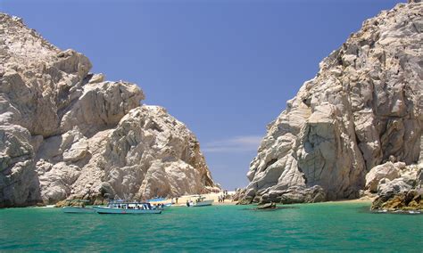 Mango Deck Restaurant Bar And Beach Club Cabo San Lucas Cabo Gringo Pages Cabo Directory And