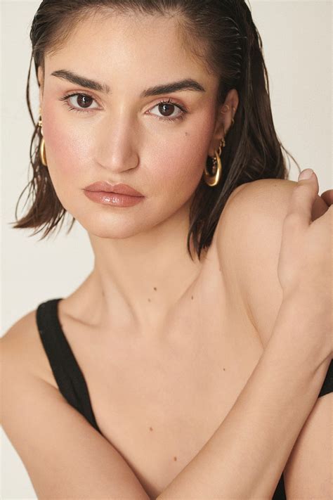 Mot Models Beatriz B