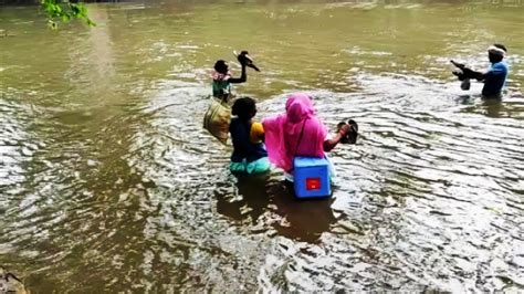 Chhattisgarh Health Dept Team Wades Through Three Swollen Rivers To