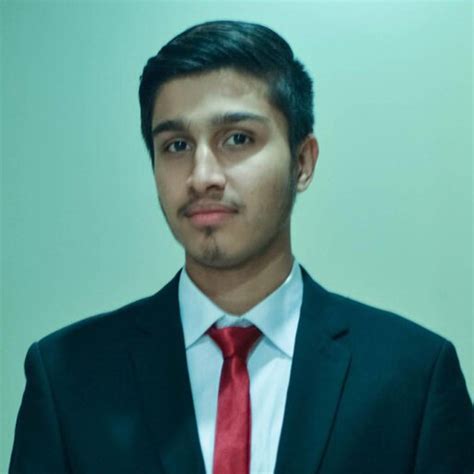 Difference Between Maximum Ratio Transmission And Eigen Beamforming In Context Of Massive Mimo