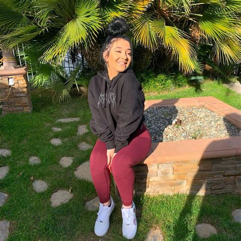 Danielle Cohn Instagram Clicks Feb