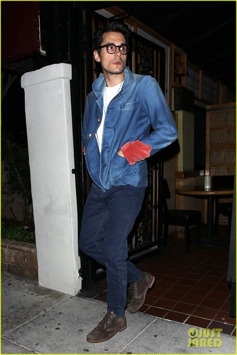 John Mayer Shows Us How To Play Drums Like A Guitar Watch Now Photo 3212534 John Mayer
