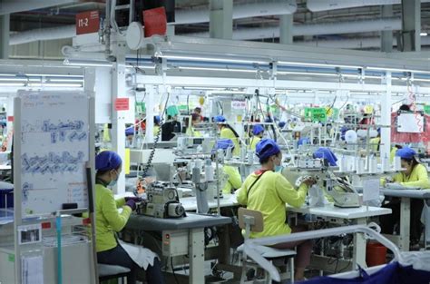 លោកស៊ុន ចាន់ថុលៈទំហំពាណិជ្ជកម្មតំបន់សេដ្ឋកិច្ចពិសេសភ្នំពេញនឹងកើនលើស១ ៣ ពាន់លានដុល្លារ Leading