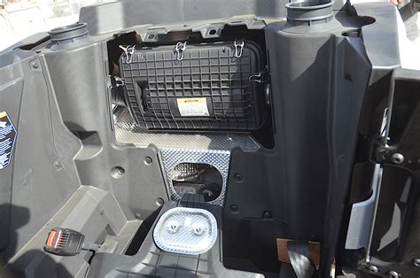 Closer Review Of The Polaris Rs1 Utv Action Magazine
