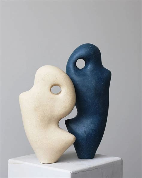 Pleomorph Blue Sculpture En 2024 Design En Céramique Ceramique Poterie