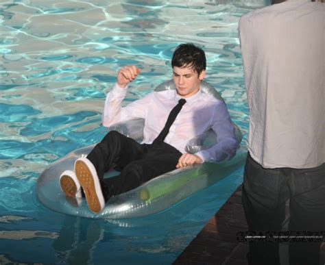 Picture Of Logan Lerman In General Pictures Logan Lerman Teen Idols You