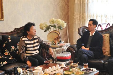 国家局党组成员走访慰问离退休老党员老干部 中肯烟草工业有限公司