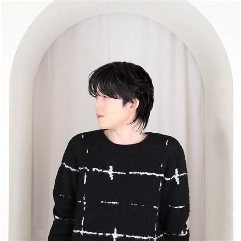 Park Byeong Hoon Lyrics Songs And Albums Genius