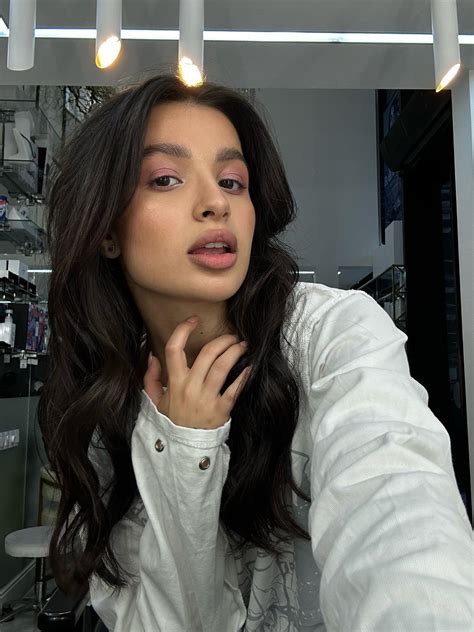 Амина 🥴 Tenderlybae • Threads Say More