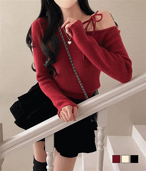 기프티박스 무료배송 특별한 홀리데이 언발 리본 어깨 트임 원숄더 골지 긴팔 니트
