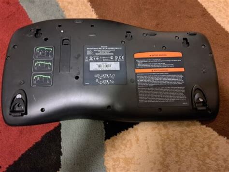 Microsoft Natural Wireless Ergonomic Keyboard 7000 No Usb