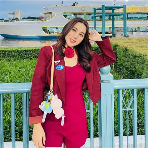 พระพิฆเนศ พระพิฆเนศ ๗๐ ปี คณะสถาปัตยกรรมศาสตร์ มหาวิทยาลัยศิลปากร พ ศ ๒๕๖๘ ขนาด ๗ นิ้ว เนื้อ