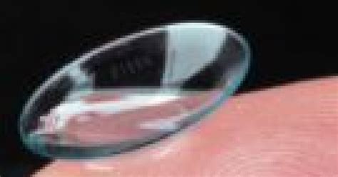 콘택트렌즈 끼면 아이들 눈 더 나빠진다고