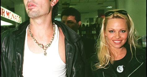 Pamela Anderson Et Tommy Lee Au Festival De Cannes En 1995 Purepeople