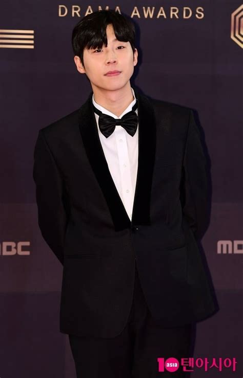 공식 송덕호 병역 면탈 인정 부당한 방법으로 4급 판정 받았다 전문 텐아시아