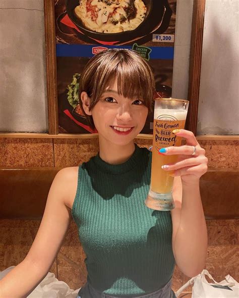 小坂田純奈さんのインスタグラム写真 小坂田純奈instagram「かんぱーい☺️💓 ビール最高ー！！ ビール女子 ビール好き