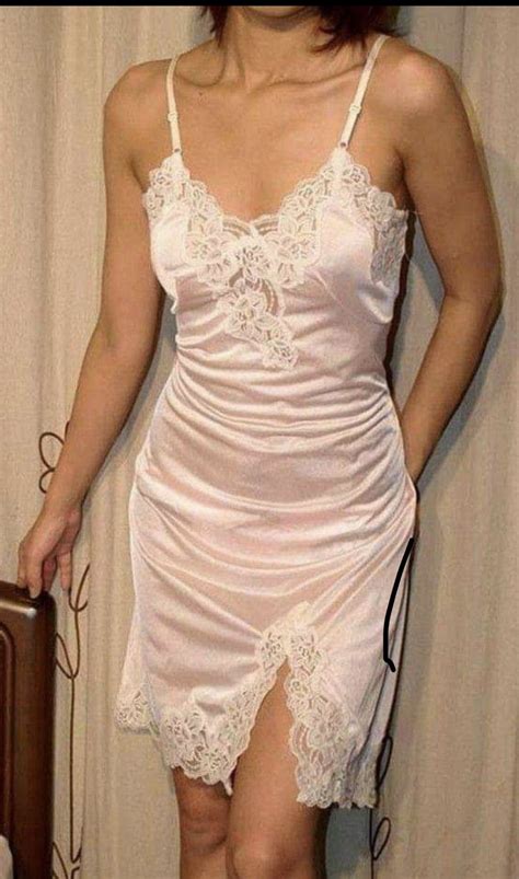 Jolie Lingerie Satin Lingerie Lingerie Outfits Pretty Lingerie