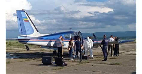 Двама министри пред депутатите заради самолета нарушител