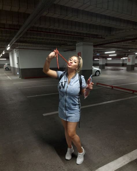 Lisa Cam Model Profile Stripchat