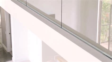 Vixen Gorgeous Rich Girl Seduces Her Bodyguard