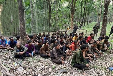 ကရင်ပြည်နယ် ကျိုက်ဒုံဗျူဟာကုန်းတိုက်ပွဲတွင် ဗျူဟာမှူး ၊ စစ်ဦးစီး ဒုတိယတန်း နှင့် တတိယတန်းအပါအ၀င