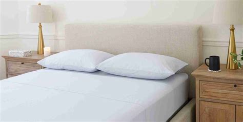 What Is A Flat Sheet Vs Fitted Sheet Saatva
