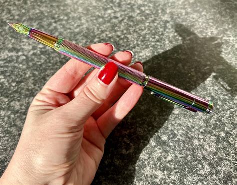 Hongdian Rainbow Fine Nib Rfountainpens