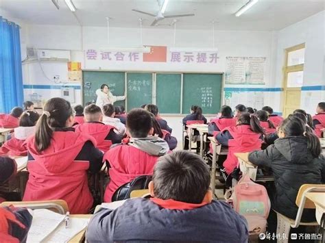 广平镇中心小学开展冬季防滑安全教育主题班会活动 防范 天气 保护
