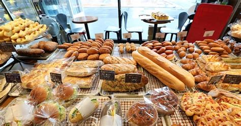 빵집 어디 물었다고 퍽여성 들어 길바닥에 내리꽂은 남성