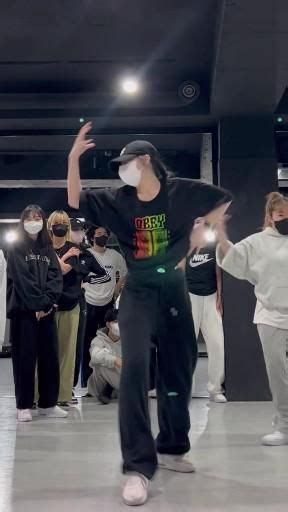 [Видео] «Пин от пользователя Alleii Lopez на доске Dance Танец хип хоп Танцевальная