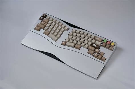 「客制化键盘」alice配列套件盘点与前瞻2023 机核 Gcores
