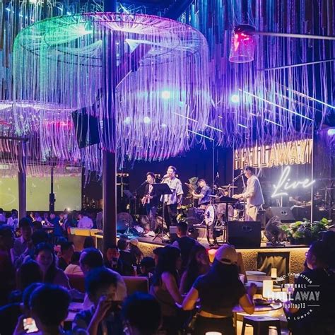 Hallaway Kl Rooftop Bar Kuala Lumpur Wilayah Persekutuan Kuala
