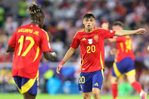 Après Lamine Yamal Pedri Veut Nico Williams Au Barça