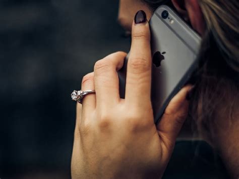 Apple iOS 18 आत iPhone मधय डयरकट Call Recording हणर Apple iOS 18 Now there will be