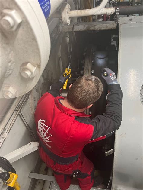 Global Engine Service Gmbh On Linkedin Condition Check Of The Flexible Vulkan Coupling And