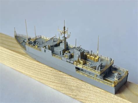 Nnt Modell Hms Sandown Class Minehunter Purchase Online Nnt Modell Hms Sandown Class Minehunter Purchase Online
