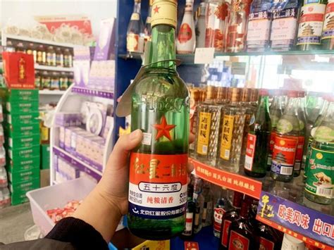 买红星二锅头，为何要注意区分绿瓶和蓝瓶？行家：差别简直太大了 知乎