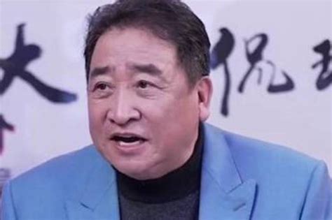 姜昆开直播聊世界杯关评论索要礼物引热议网友这是要改行 郭德纲 相声 足球