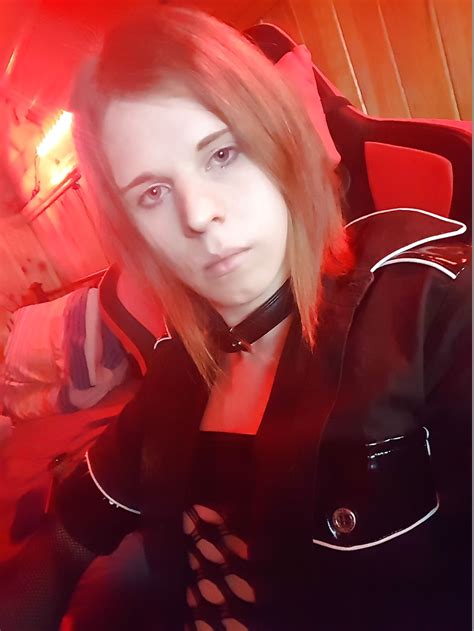 Amber R Photo 92 AShemaletube Com