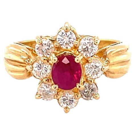Linda Joslin 12 Carat Gold Sapphire Ring With 150 Carat Diamonds At