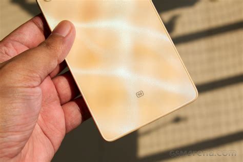 Poco X Neo Hands On Review Design