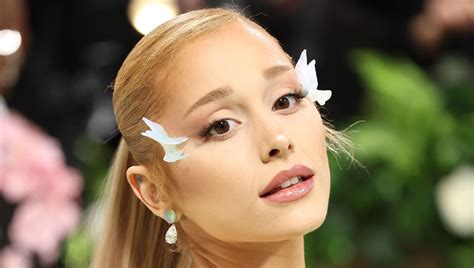 Ariana Grande Sets July Release For New Album Petal