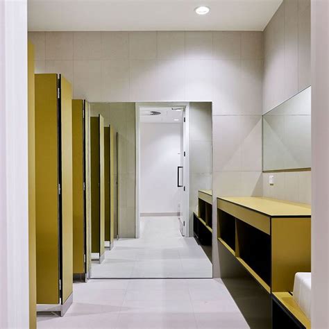 Mirrorlign™ Mirrored Glass Cladding Archipro Nz