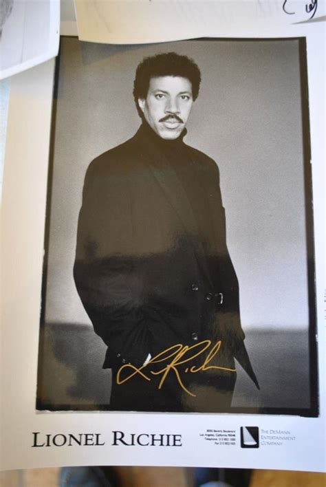 15 Signed Celebrity Photos