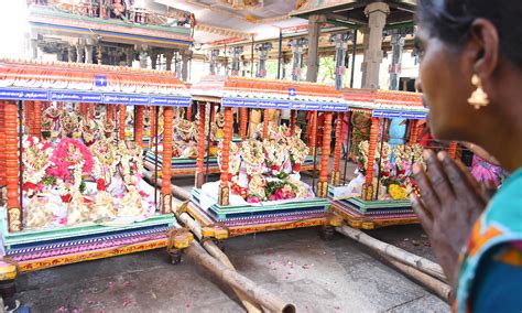 மயிலாப்பூரில் 63 நாயன்மார்கள் திருவீதி உலா கோலாகலம் ஆயிரக்கணக்கான