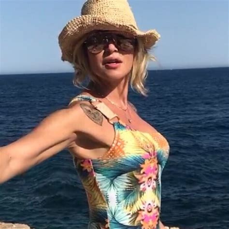 Paola Barale Single E Felice