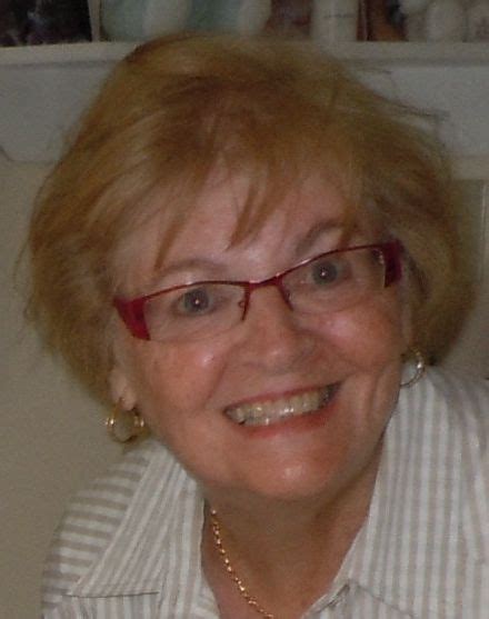 Monique Hébert Avis De Décès Coopérative Funéraire Des Deux Rives