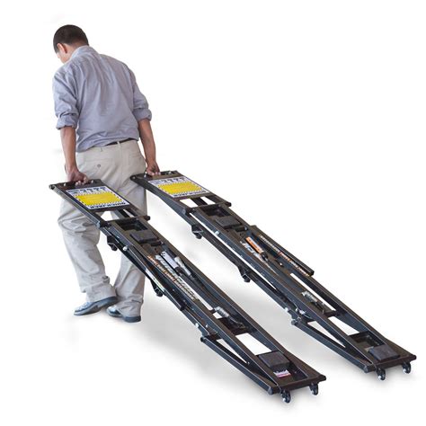 Quickjack Portable Automatic Car Lift System Jack 2 268kg Capacity